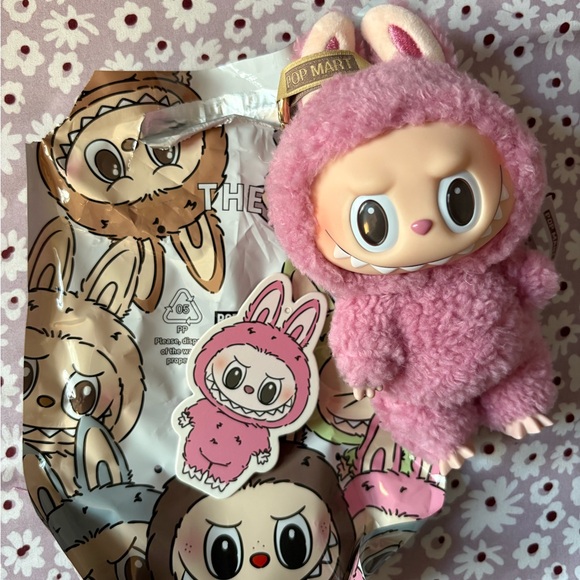 POP MART | Accessories | Lychee Labubu | Poshmark